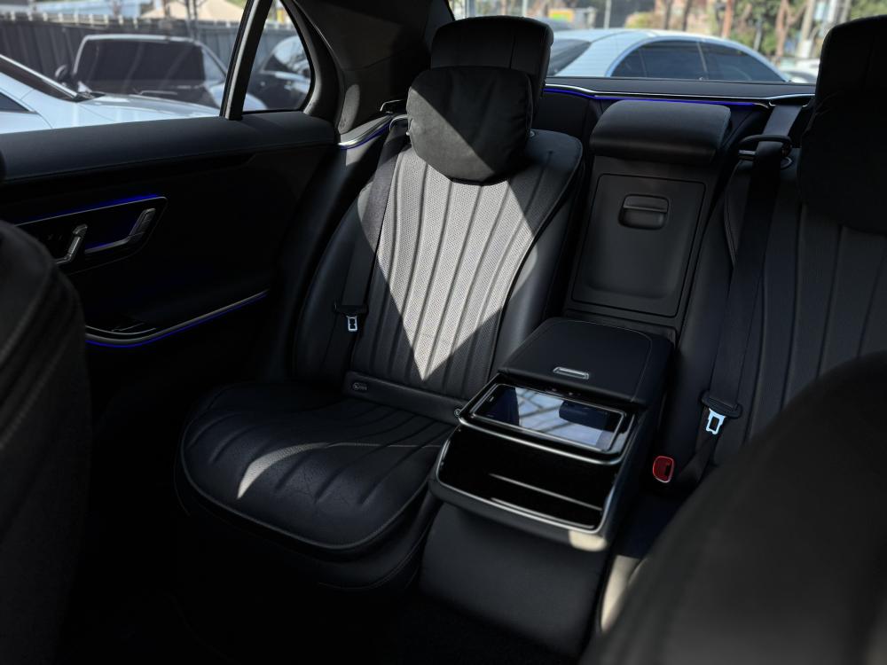 M-Benz 2022 S450 4MATIC L 黑 - 皇賓汽車 專營中古車