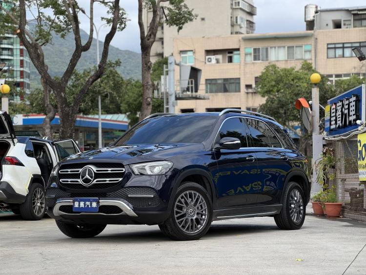 M-Benz 2022 GLE300d 4MATIC 深藍 - 皇賓汽車 專營中古車